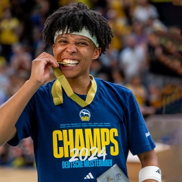 adidas Meisterinnenshirt 2024