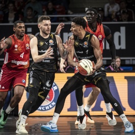Basketball Löwen Braunschweig Gameworn Trikot BBL Pokal | #30 Flanigan ...