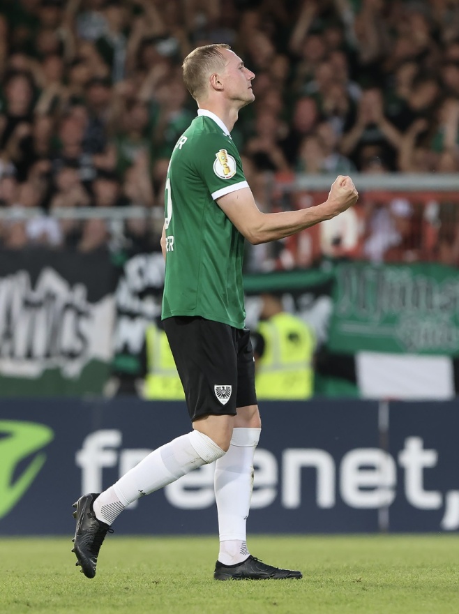 SC Preußen Münster Simon Scherder Matchprepared Trikot zum DFB-Pokal im ...